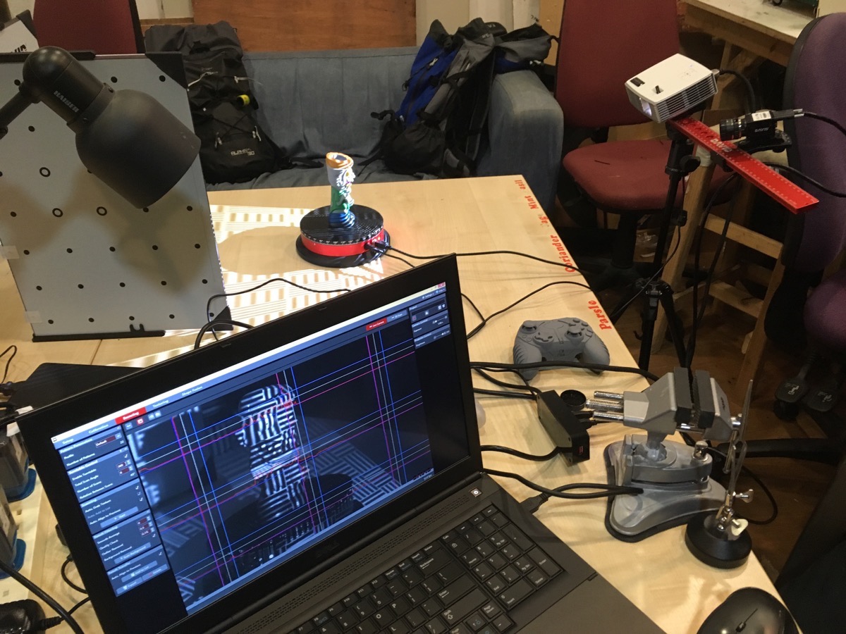 David Scan structured light 3D scanning Demo. | MakerSpace